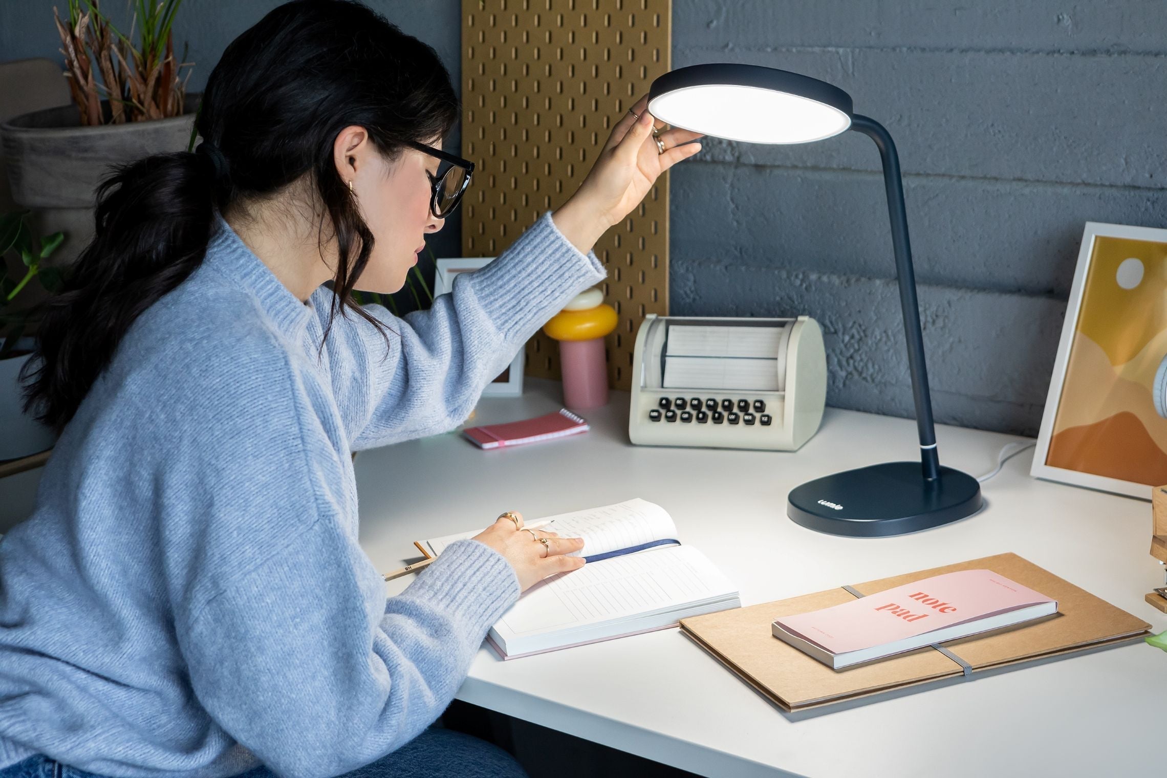Light and eye health: research papers – Lumie